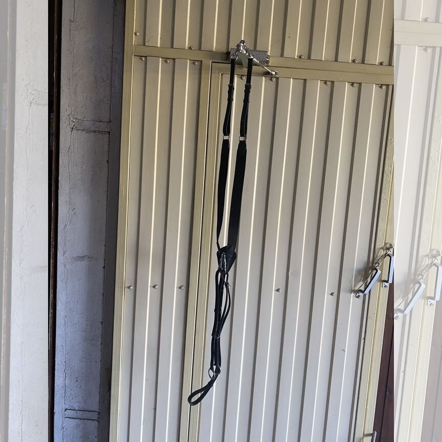 Подперсье с мартингалом