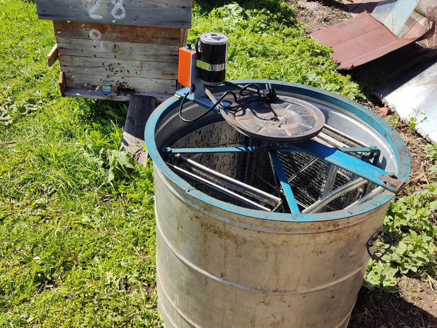 Медогонка 4 рамочная алюминевая