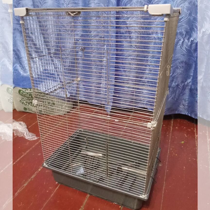 Клетка для птиц большая