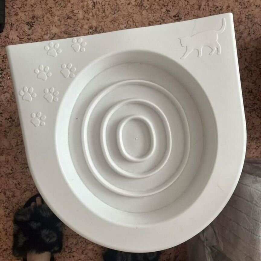 Система для приучения к унитазу кошки