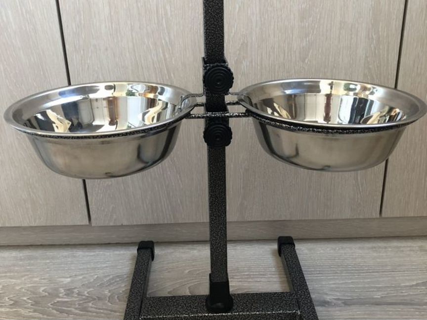 Стойка с мисками для животных Хорошка