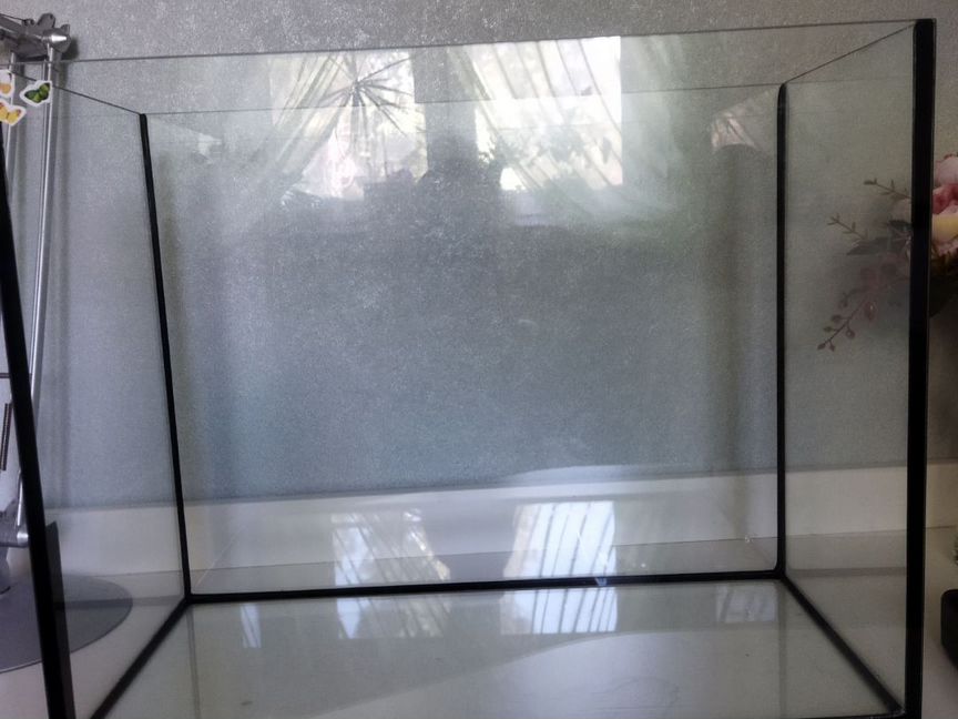 Аквариум на 49 литров без крышки