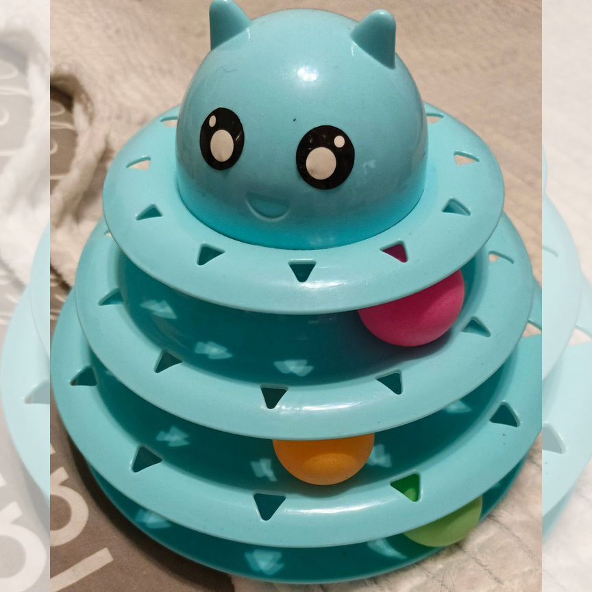 Игрушка для кошек развивающая игровая пирамидка