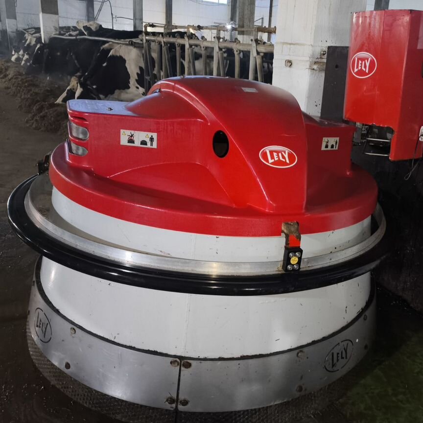 Пододвигатель кормов Lely Juno 150