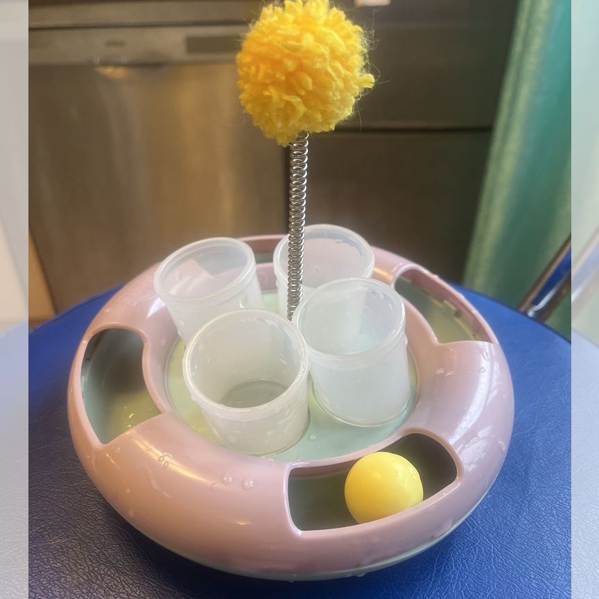 Умная игрушка для кошек бу