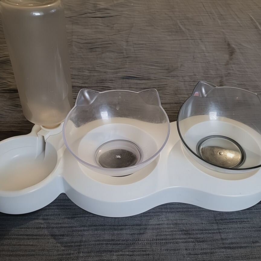 Миски и поильник для животных