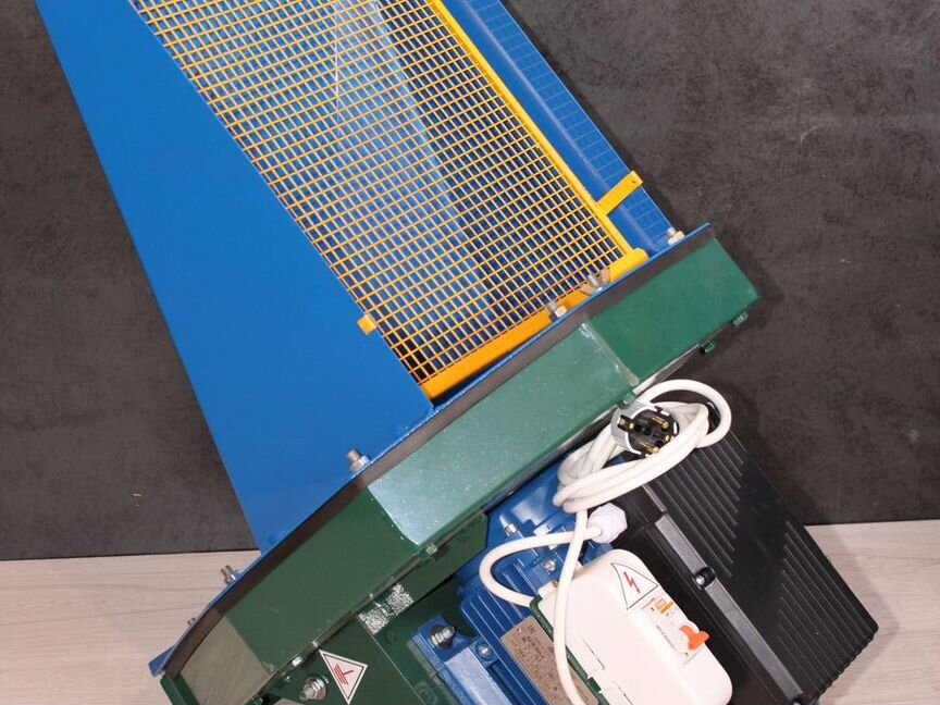 Зернодробилка бзд-390