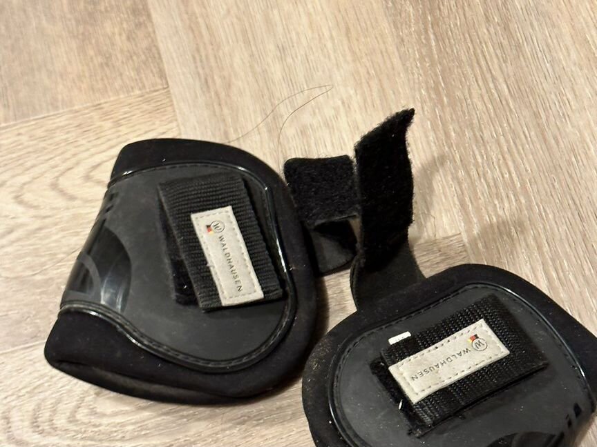 Ногавки задние waldhausen для pony