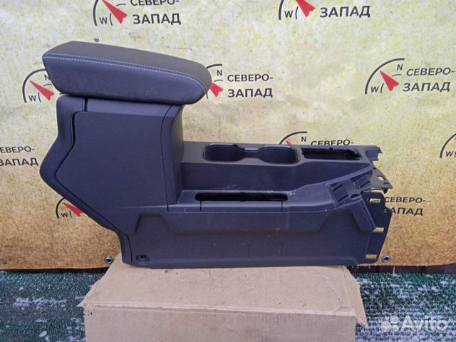 Подлокотник Renault Kaptur H4M441 2020 купить в Челябинске RENAULT ...