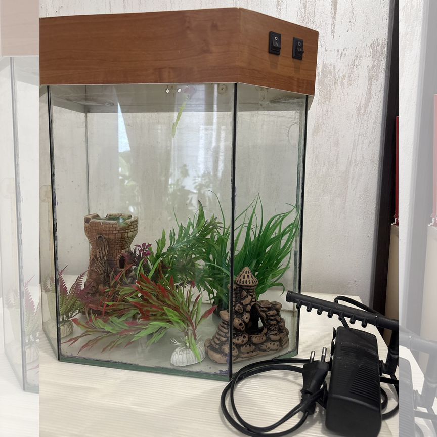 Аквариум для рыбок бу