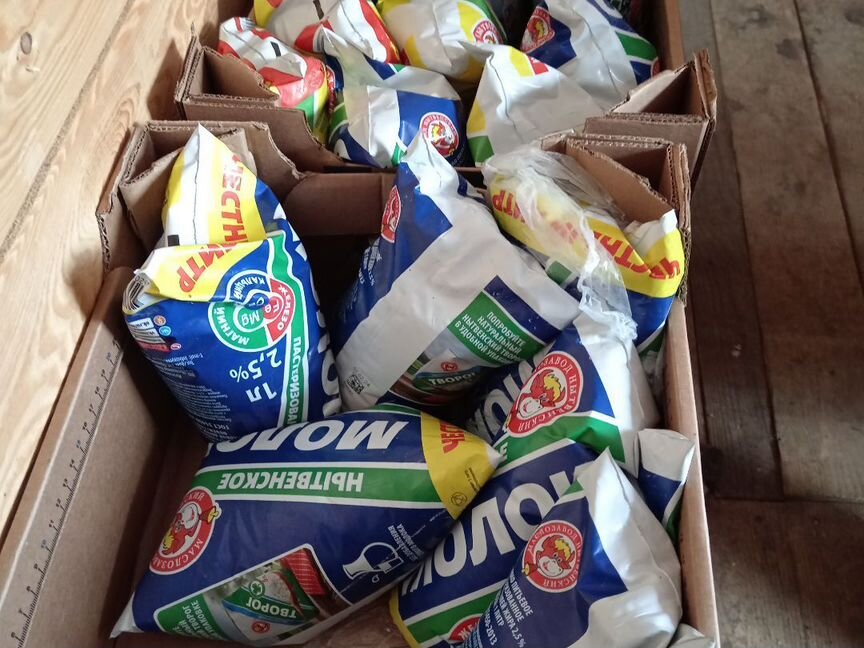 Корма для животных хлеб, молоко