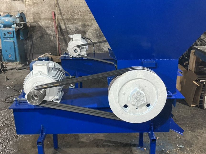 Плющилка зерна