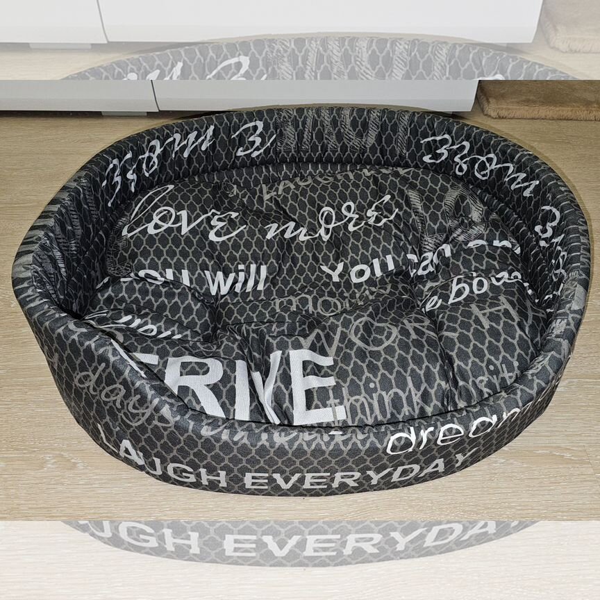 Лежанка для собак и кошек