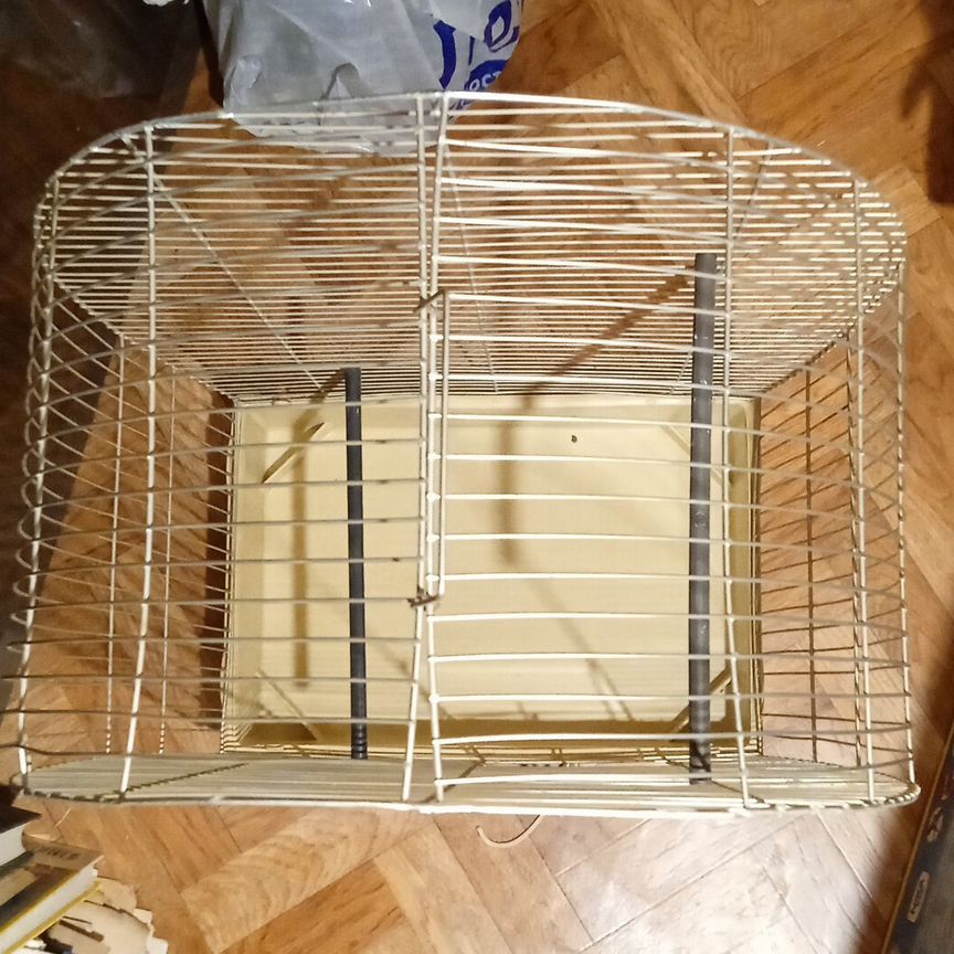 Клетка для попугая большая