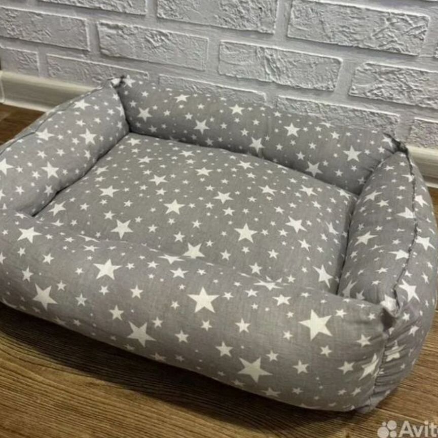 Лежанка для кошек