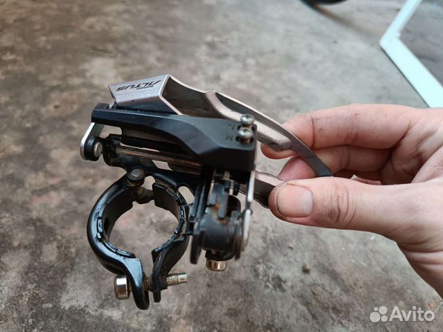 Передний переключатель скоростей Shimano Altus, Б/у купить в Москве | Авито