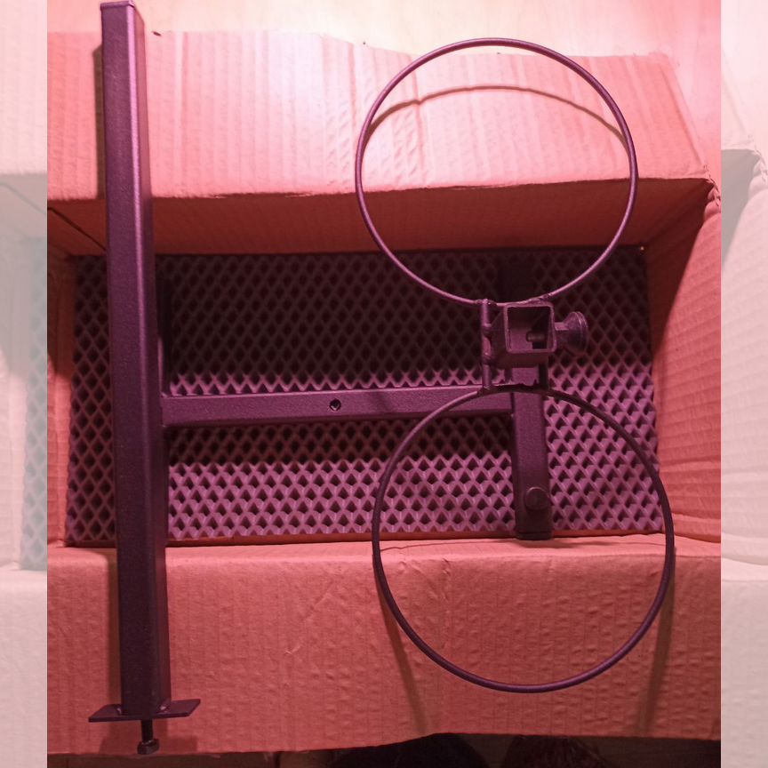 Миски на подставке для собак и кошек