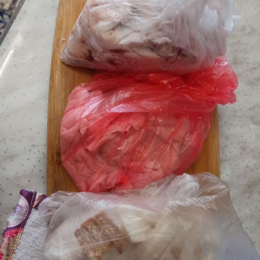 Отдам курица кожа, сало копченое