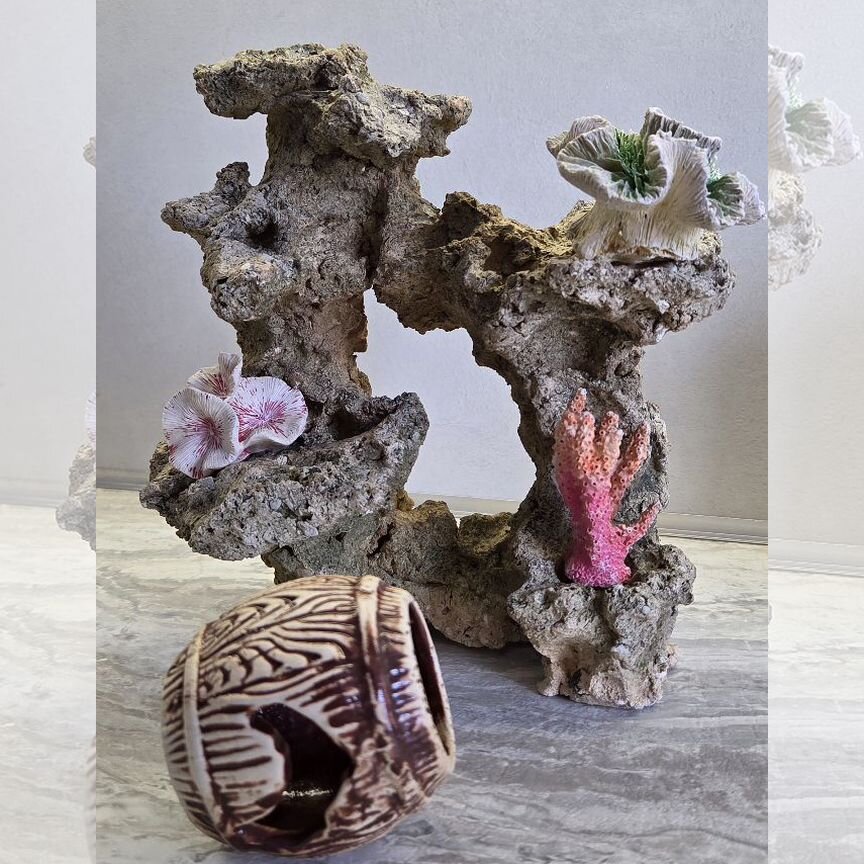 Грот для аквариума с кораллами