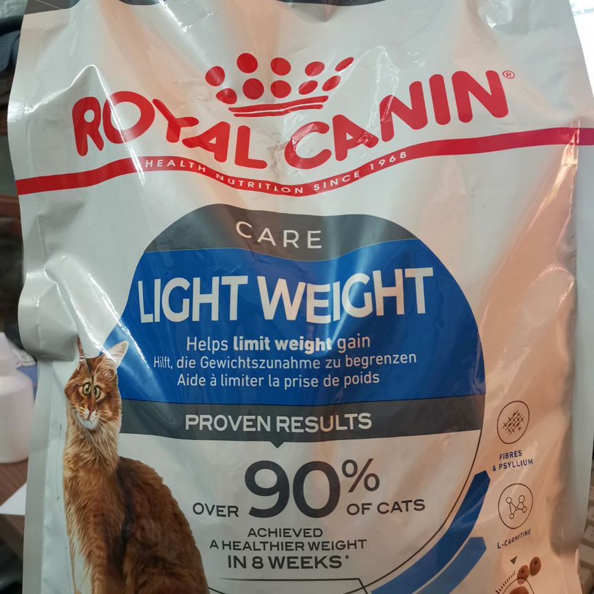 Корм для кошек 3 кг Light Weight royal canin