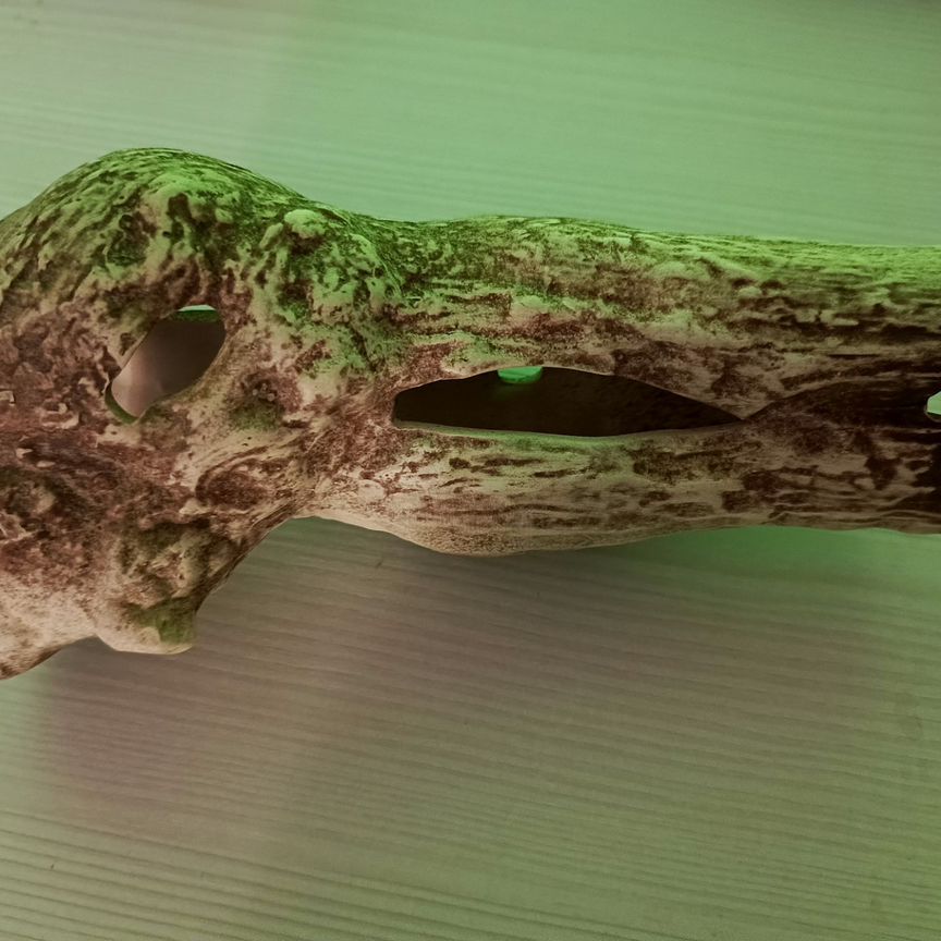 Грот в аквариум