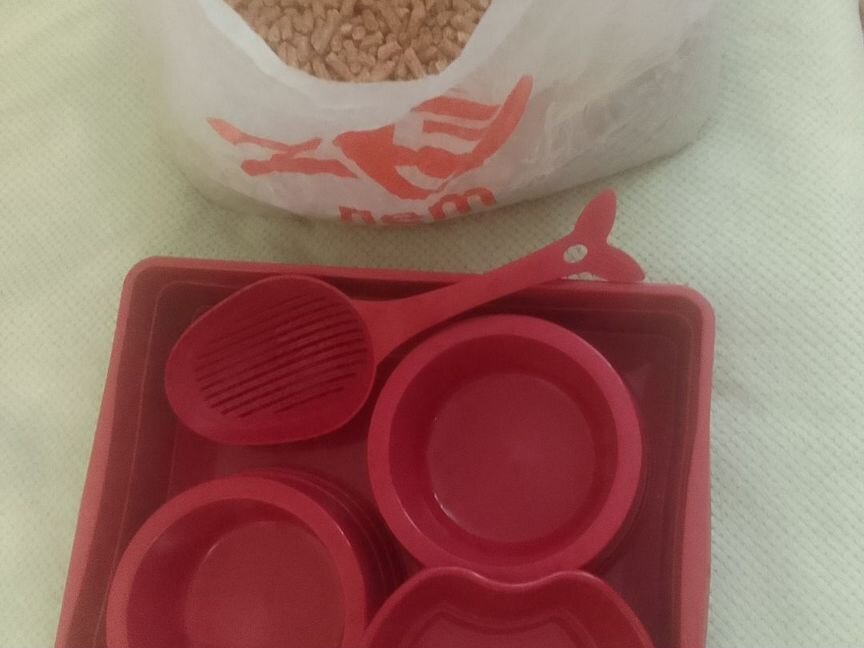 Кошачий лоток, наполнитель, миски новые