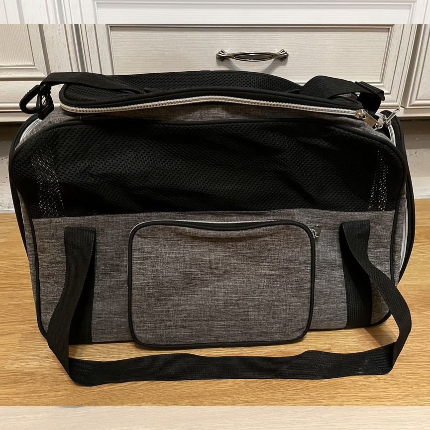 Переноска для собак и кошек