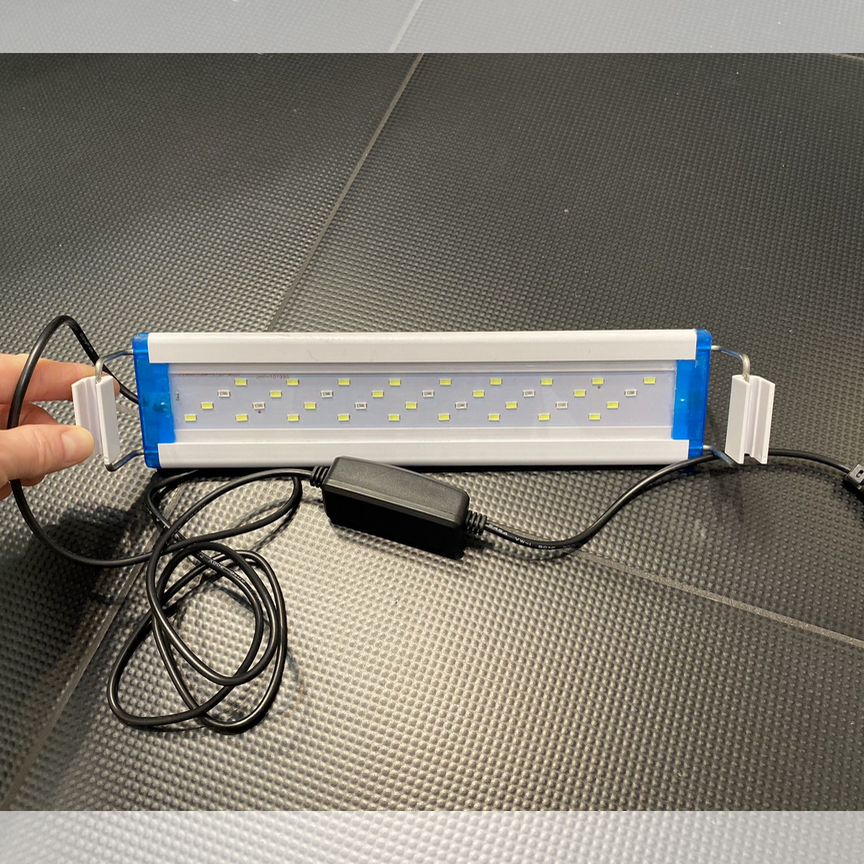 Светильник для аквариума, рыб и растений