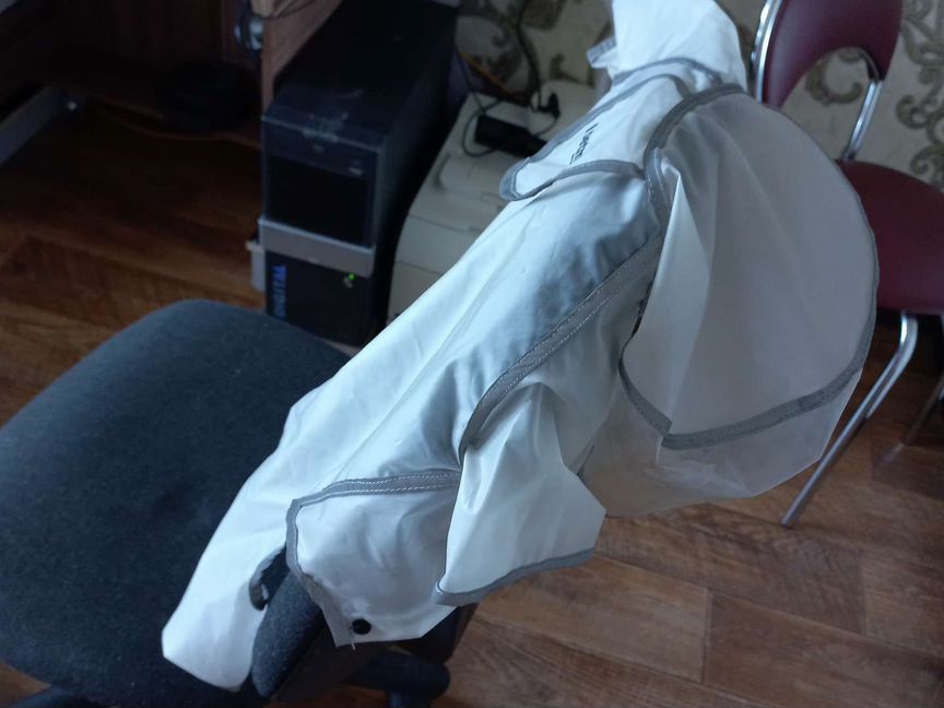 Комбинезон для средней собаки