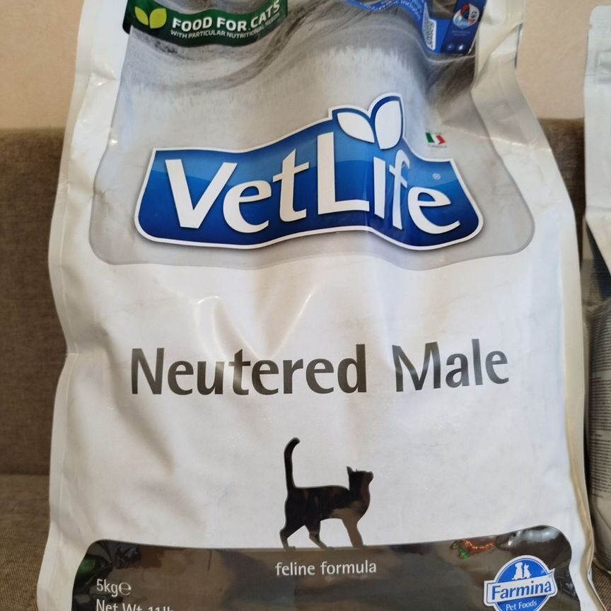 Farmina Vetlife Neutered male корм для котов