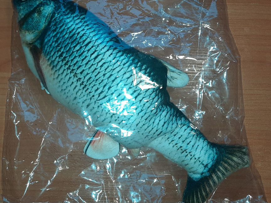 Интерактивная игрушка для питомцев "Рыба"