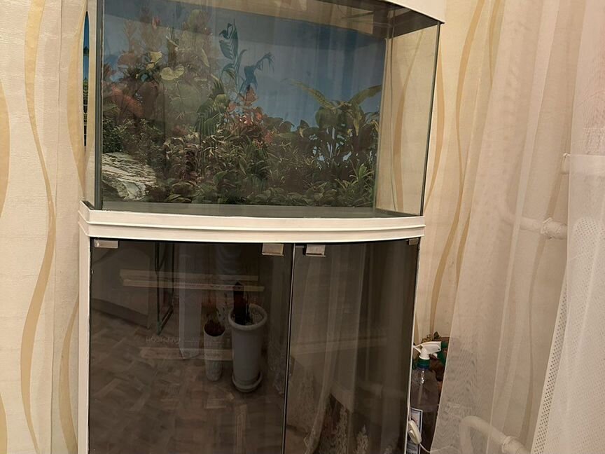Аквариум с тумбой