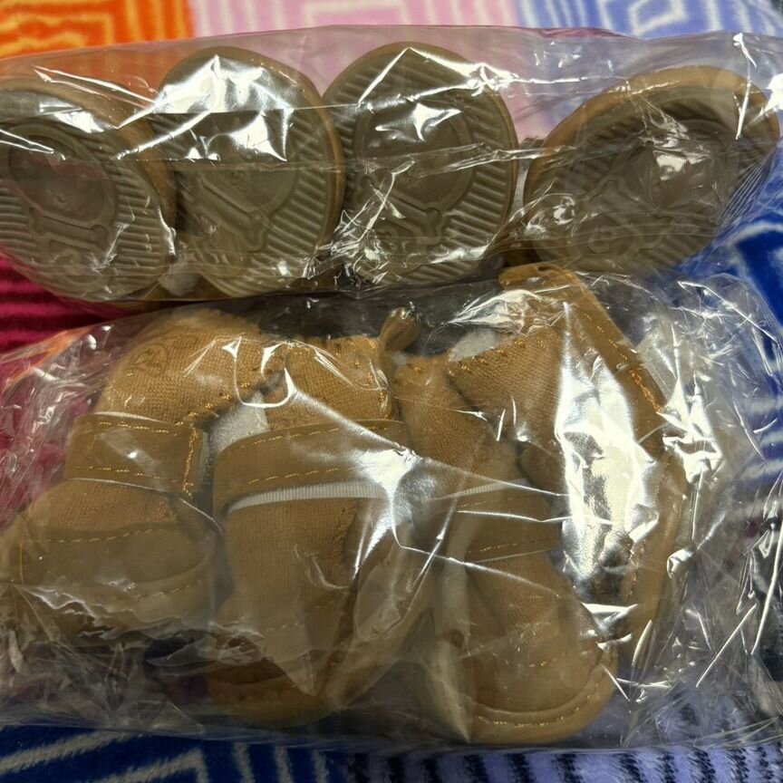 Обувь для маленьких собак зимняя