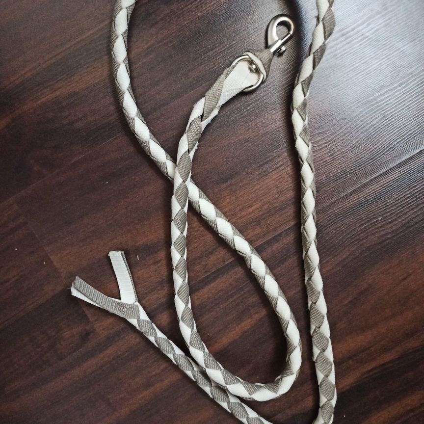 Чомбур для лошади