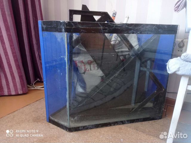 Угловой аквариум