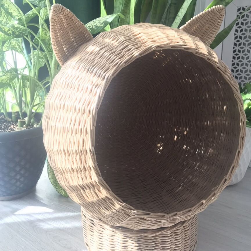 Лежак для кошек плетеный из бумажной лозы