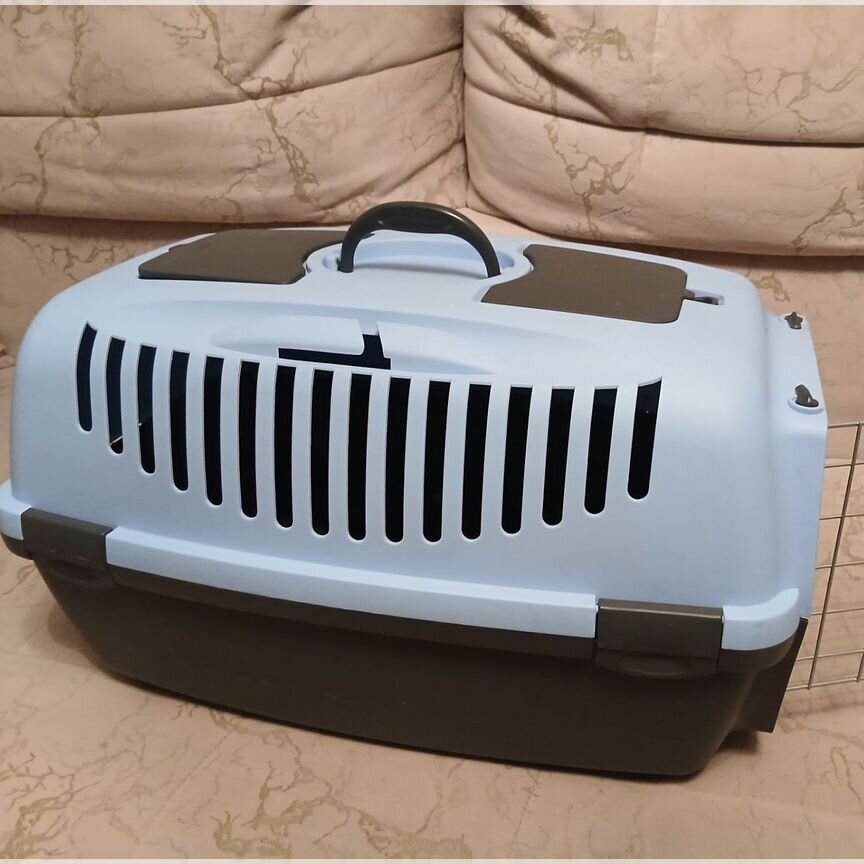 Переноска для животных пластиковая