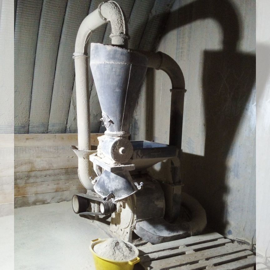 Продам зернодробилку