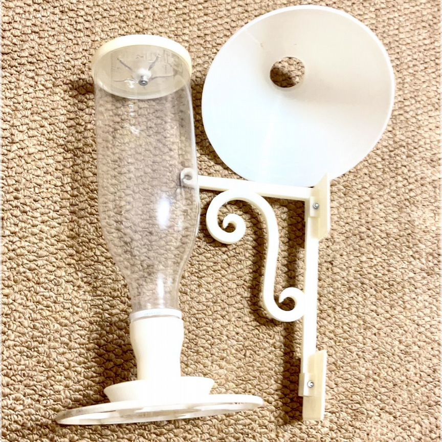 Кормушка для птиц уличная