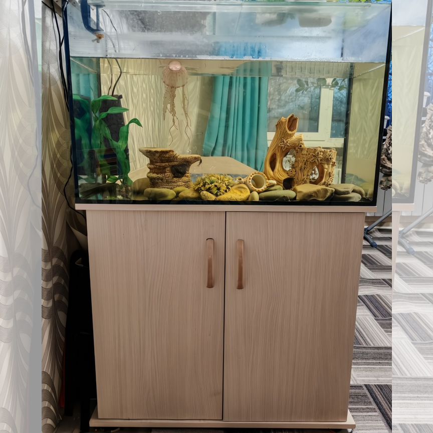 Аквариум с тумбой 140 литров