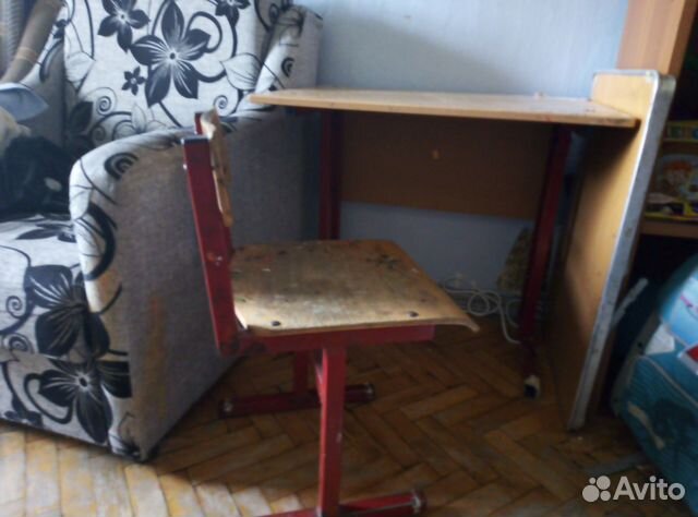 Школьная парта и стул купить в Москве Личные вещи Авито