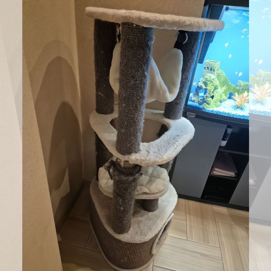 Когтеточка с домиком бу