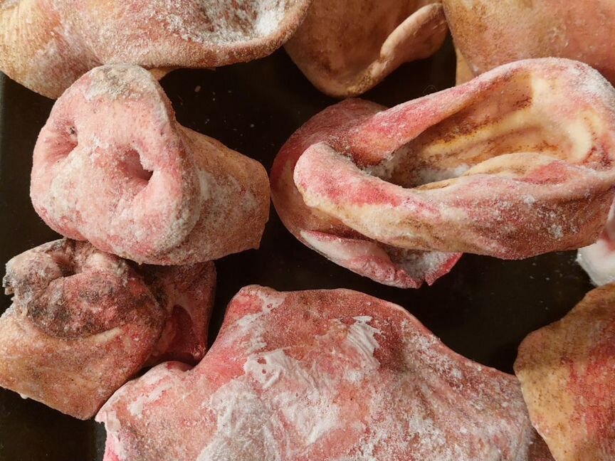 Свиные уши и пяточки деревенские