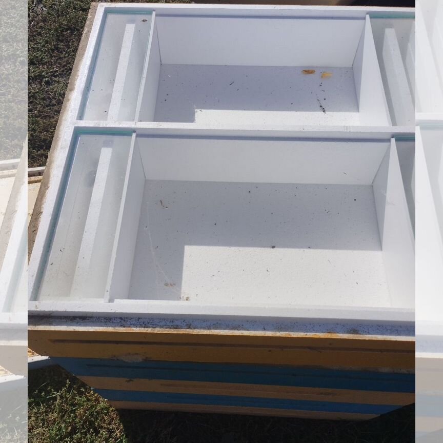 Кормушки для пчел на 12ти рамочный корпус