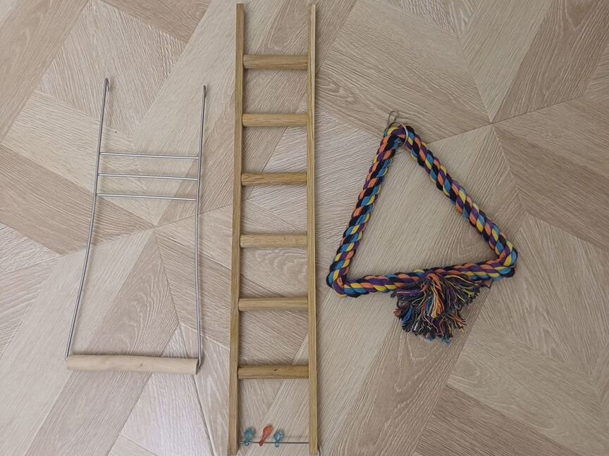 Принадлежности для клетки с попугаями