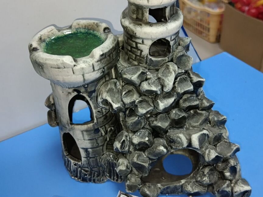 Украшения для аквариума или сада