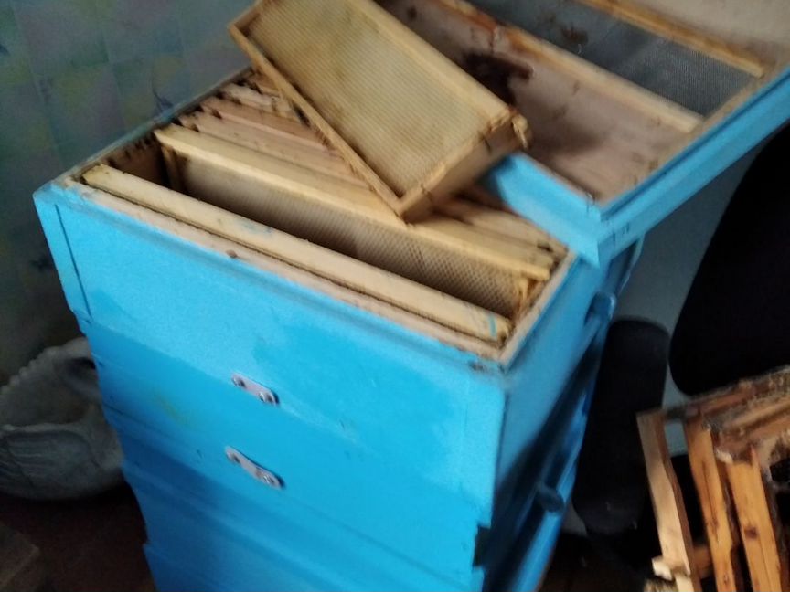 Ульи для пчел дадан 10 рамочные с надставками