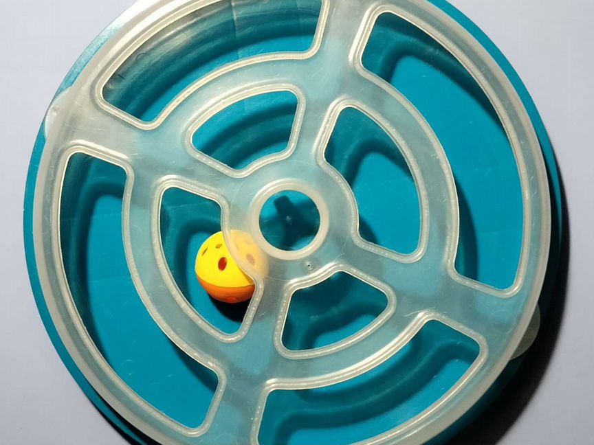 Игрушка для кошек трек с мячиком