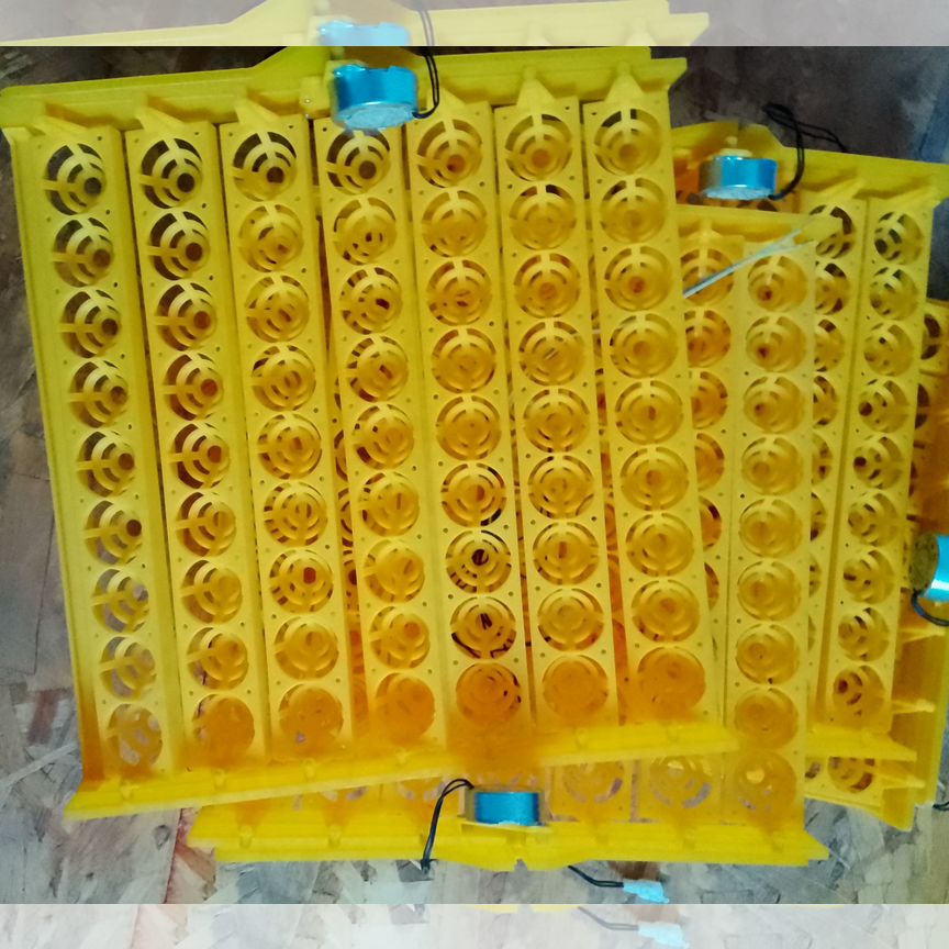 Лоток для инкубатора на 63 яйца с электро повор