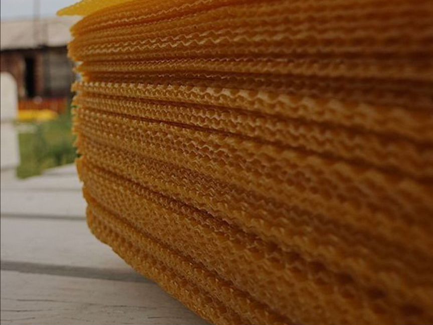 Вощина для пчел